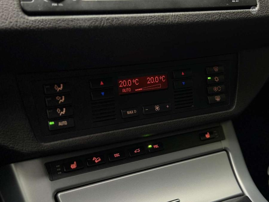 Grey BMW X5 2004 in Vilnius, with an engine capacity of 0.00 L and mileage of 391 thousand km for 4750 €, photo 16 on AUTOMOTO.COM.LV