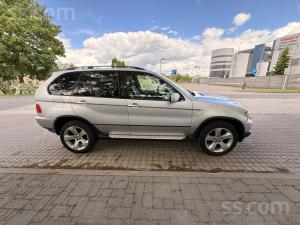 Grey BMW X5 2004 in Dobele, with an engine capacity of 3.00 L and mileage of 237 thousand km for 4050 €, photo 5 on AUTOMOTO.COM.LV