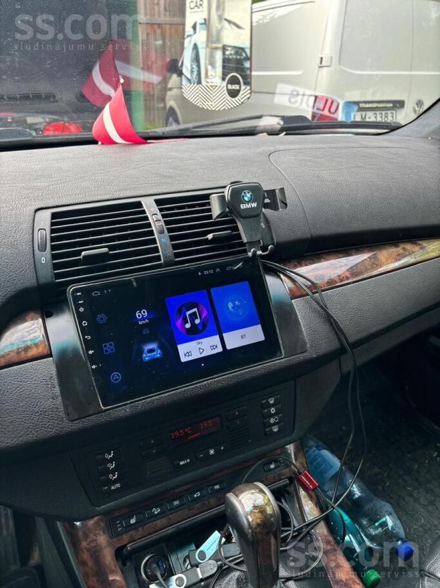 Pelēks BMW X5 2004 Rīga, ar dzinēja tilpumu 3.00 L un nobraukumu 490 tūkst. km par 2850 €, foto 5 vietnē AUTOMOTO.COM.LV