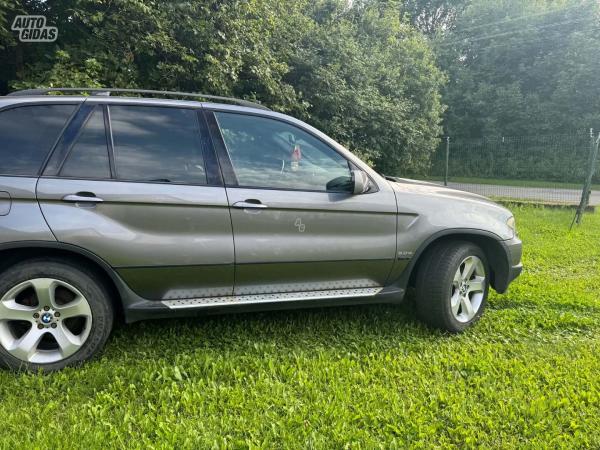 Pelēks BMW X5 2004 Šalčininkai, ar dzinēja tilpumu 3.00 L un nobraukumu 400 tūkst. km par 3999 €, foto 2 vietnē AUTOMOTO.COM.LV