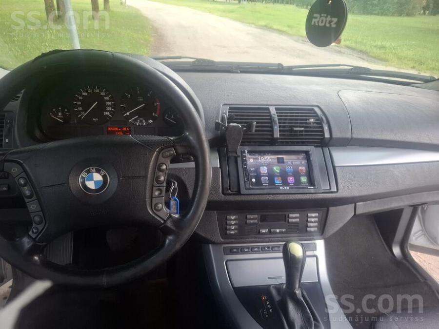 Grey BMW X5 2004 in Riga, with an engine capacity of 3.00 L and mileage of 305 thousand km for 3100 €, photo 1 on AUTOMOTO.COM.LV
