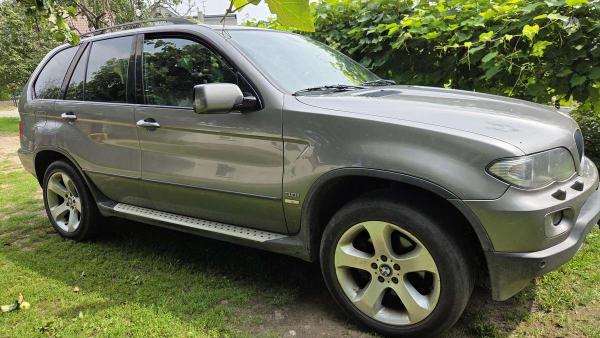Pelēks BMW X5 2004 Alīta, ar dzinēja tilpumu 2.98 L un nobraukumu 268 tūkst. km par 4300 €, foto 3 vietnē AUTOMOTO.COM.LV