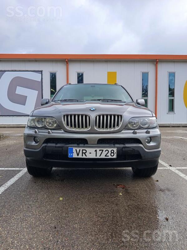 Grey BMW X5 2004 in Daugavpils, with an engine capacity of 3.00 L and mileage of 371 thousand km for 6000 €, photo 9 on AUTOMOTO.COM.LV