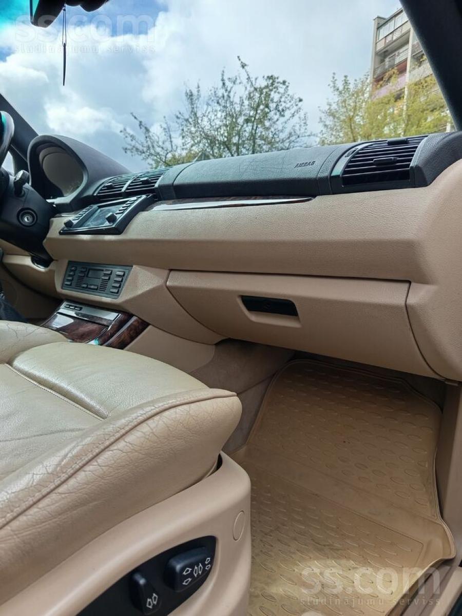 Grey BMW X5 2004 in Daugavpils, with an engine capacity of 3.00 L and mileage of 371 thousand km for 6000 €, photo 14 on AUTOMOTO.COM.LV