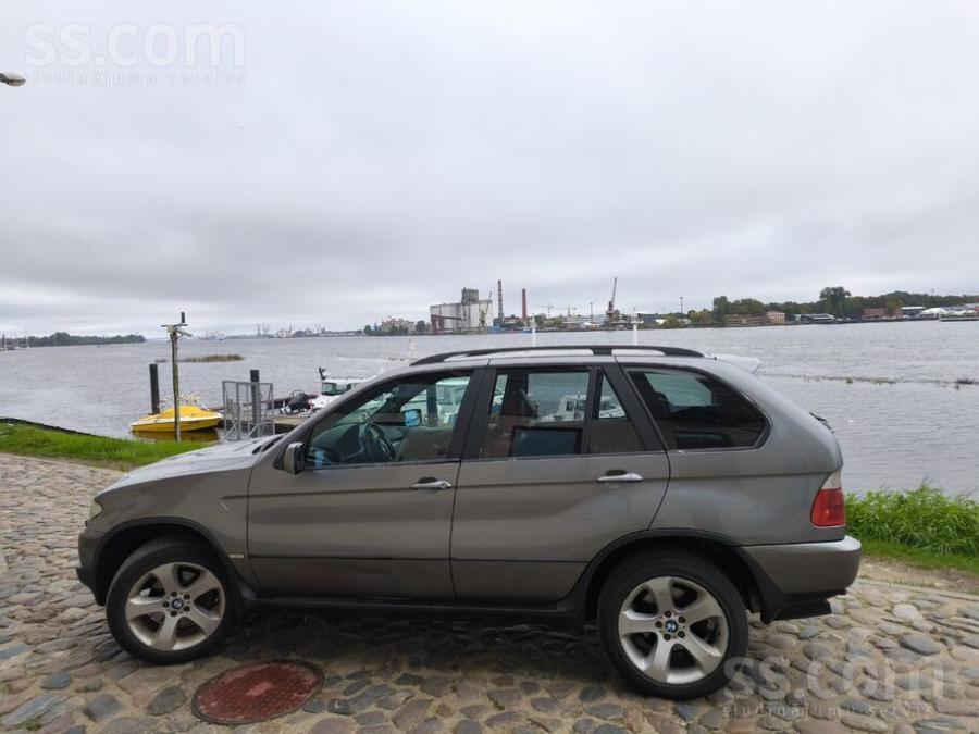 Grey BMW X5 2004 in Riga, with an engine capacity of 3.00 L and mileage of 380 thousand km for 4650 €, photo 7 on AUTOMOTO.COM.LV