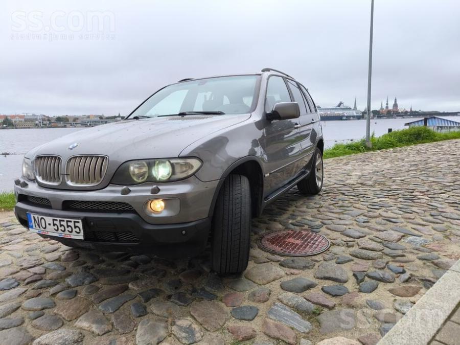 Grey BMW X5 2004 in Riga, with an engine capacity of 3.00 L and mileage of 380 thousand km for 4650 €, photo 8 on AUTOMOTO.COM.LV