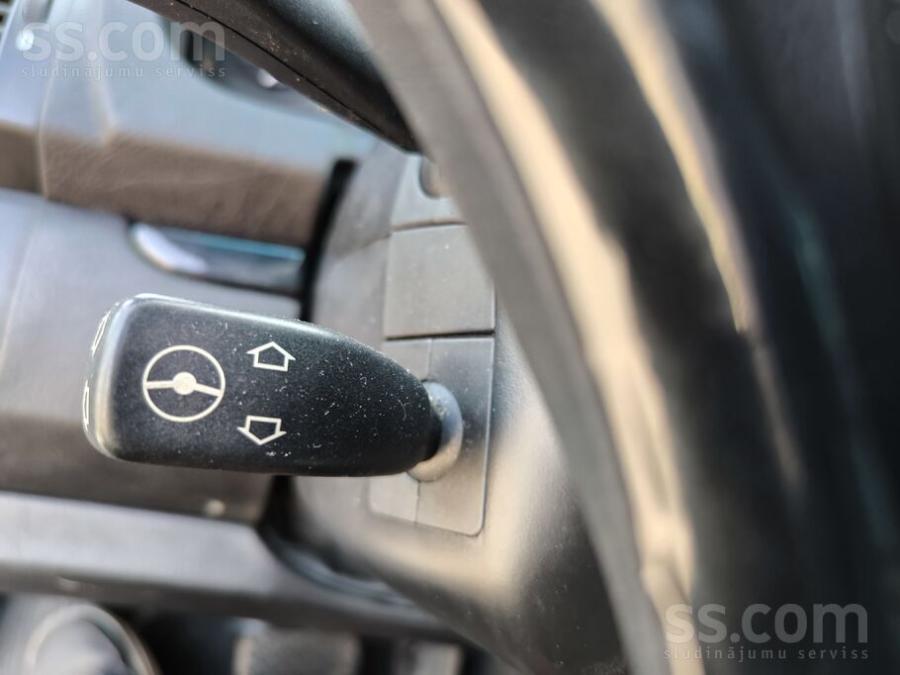 Grey BMW X5 2004 in Riga, with an engine capacity of 3.00 L and mileage of 380 thousand km for 4650 €, photo 22 on AUTOMOTO.COM.LV