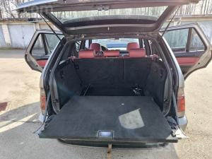 Grey BMW X5 2004 in Riga, with an engine capacity of 3.00 L and mileage of 380 thousand km for 4650 €, photo 27 on AUTOMOTO.COM.LV
