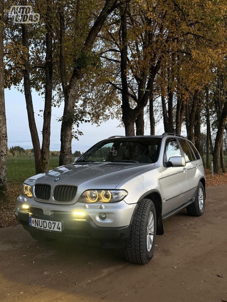 Pelēks BMW X5 2004 Viļņa, ar dzinēja tilpumu 3.00 L un nobraukumu 381 tūkst. km par 3999 €, foto 1 vietnē AUTOMOTO.COM.LV