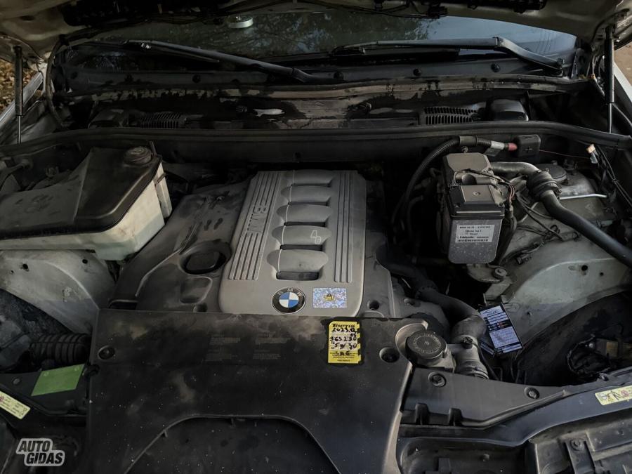 Pelēks BMW X5 2004 Viļņa, ar dzinēja tilpumu 3.00 L un nobraukumu 381 tūkst. km par 3999 €, foto 9 vietnē AUTOMOTO.COM.LV