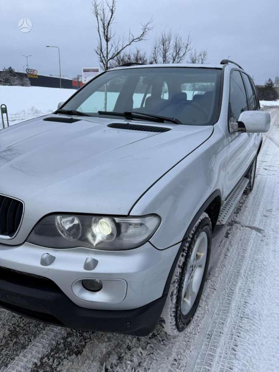 Grey BMW X5 2005 in Vilnius, with an engine capacity of 3.00 L and mileage of 335 thousand km for 3900 €, photo 9 on AUTOMOTO.COM.LV