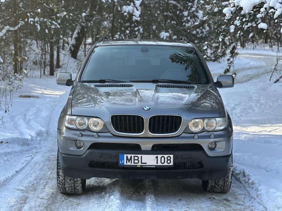 Grey BMW X5 2005 in Vilnius, with an engine capacity of 2.99 L and mileage of 262 thousand km for 4500 €, photo 2 on AUTOMOTO.COM.LV