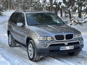 Grey BMW X5 2005 in Vilnius, with an engine capacity of 2.99 L and mileage of 262 thousand km for 4500 €, photo 3 on AUTOMOTO.COM.LV