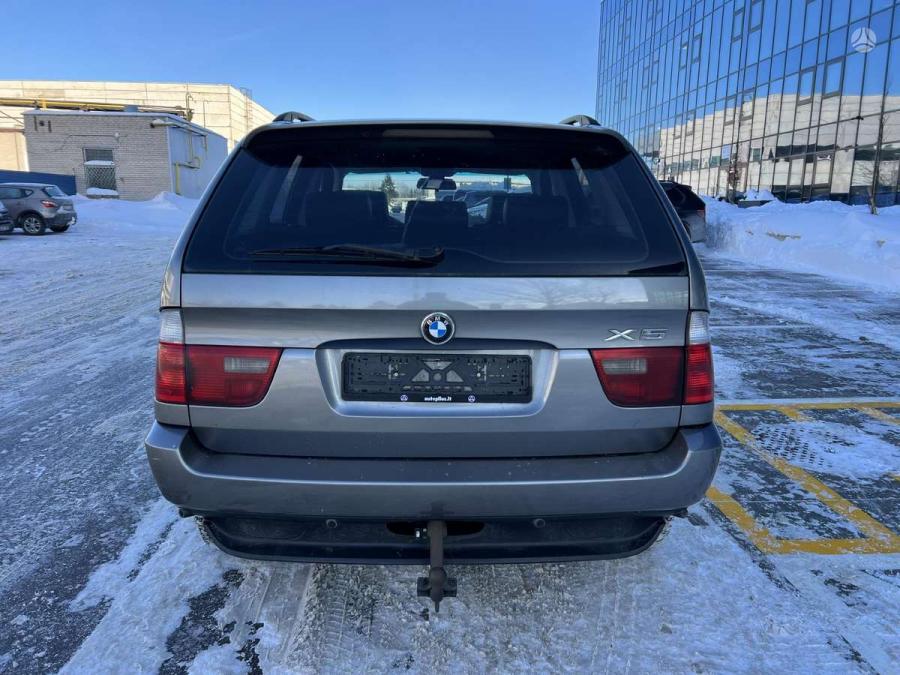 Pelēks BMW X5 2005 Panevēža, ar dzinēja tilpumu 2.99 L un nobraukumu 357 tūkst. km par 3999 €, foto 9 vietnē AUTOMOTO.COM.LV