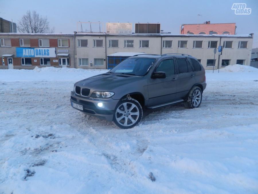 Grey BMW X5 2005 in Riga, with an engine capacity of 4.40 L and mileage of 178 thousand km for 7999 €, photo 4 on AUTOMOTO.COM.LV