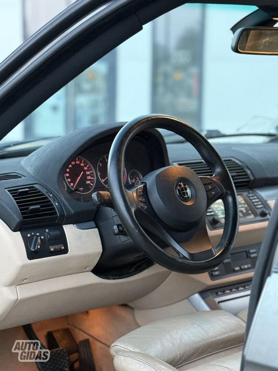 Grey BMW X5 2005 in Kaunas, with an engine capacity of 3.00 L and mileage of 272 thousand km for 4400 €, photo 19 on AUTOMOTO.COM.LV