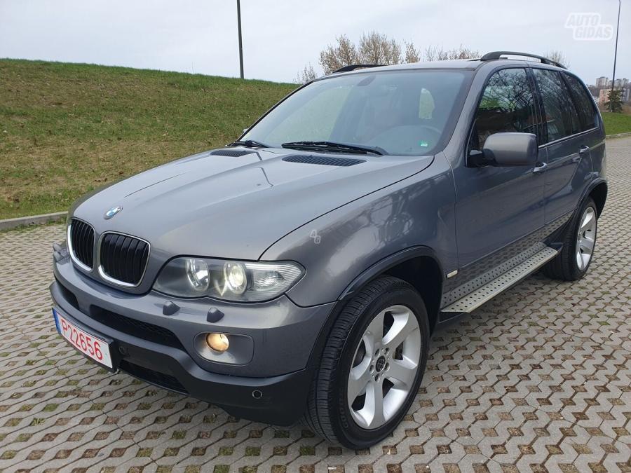 Pelēks BMW X5 2005 Kauņa, ar dzinēja tilpumu 3.00 L un nobraukumu 353 tūkst. km par 5850 €, foto 1 vietnē AUTOMOTO.COM.LV