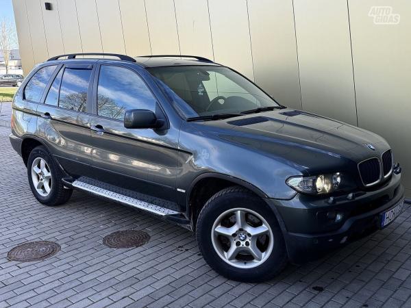 Pelēks BMW X5 2005 Kauņa, ar dzinēja tilpumu 3.00 L un nobraukumu 461 tūkst. km par 3350 €, foto 2 vietnē AUTOMOTO.COM.LV