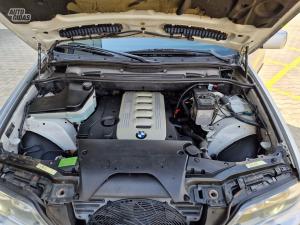 Grey BMW X5 2005 in Vilnius, with an engine capacity of 3.00 L and mileage of 237 thousand km for 5999 €, photo 27 on AUTOMOTO.COM.LV