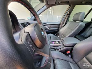 Grey BMW X5 2005 in Vilnius, with an engine capacity of 3.00 L and mileage of 237 thousand km for 5999 €, photo 19 on AUTOMOTO.COM.LV