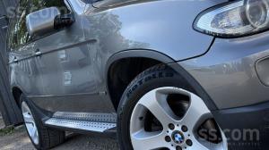 Pelēks BMW X5 2005 Rīga, ar dzinēja tilpumu 3.00 L un nobraukumu 310 tūkst. km par 4950 €, foto 6 vietnē AUTOMOTO.COM.LV