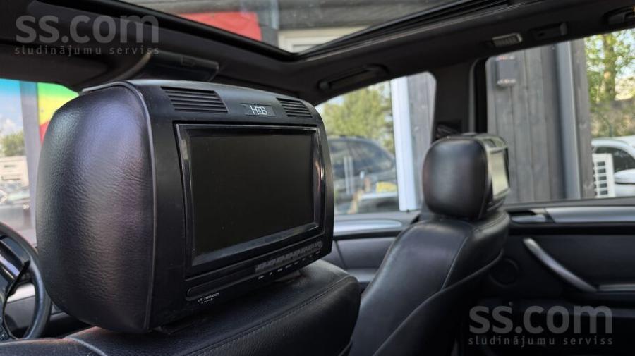 Pelēks BMW X5 2005 Rīga, ar dzinēja tilpumu 3.00 L un nobraukumu 310 tūkst. km par 4950 €, foto 18 vietnē AUTOMOTO.COM.LV