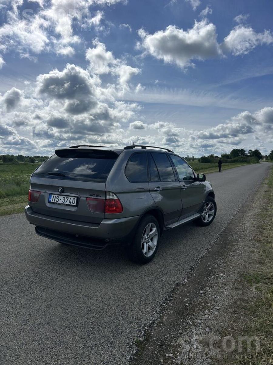 Pelēks BMW X5 2005 Rīga, ar dzinēja tilpumu 3.00 L un nobraukumu 503 tūkst. km par 2700 €, foto 7 vietnē AUTOMOTO.COM.LV
