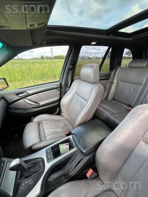 Pelēks BMW X5 2005 Rīga, ar dzinēja tilpumu 3.00 L un nobraukumu 503 tūkst. km par 2700 €, foto 17 vietnē AUTOMOTO.COM.LV