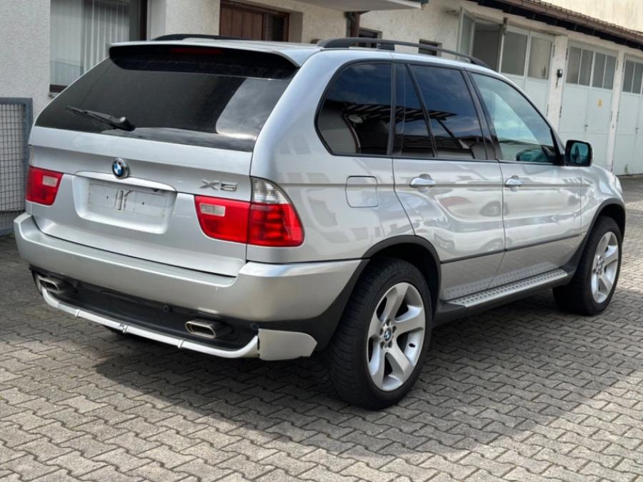 Grey BMW X5 2005 in Riga, with an engine capacity of 3.00 L and mileage of 395 thousand km for 6900 €, photo 4 on AUTOMOTO.COM.LV
