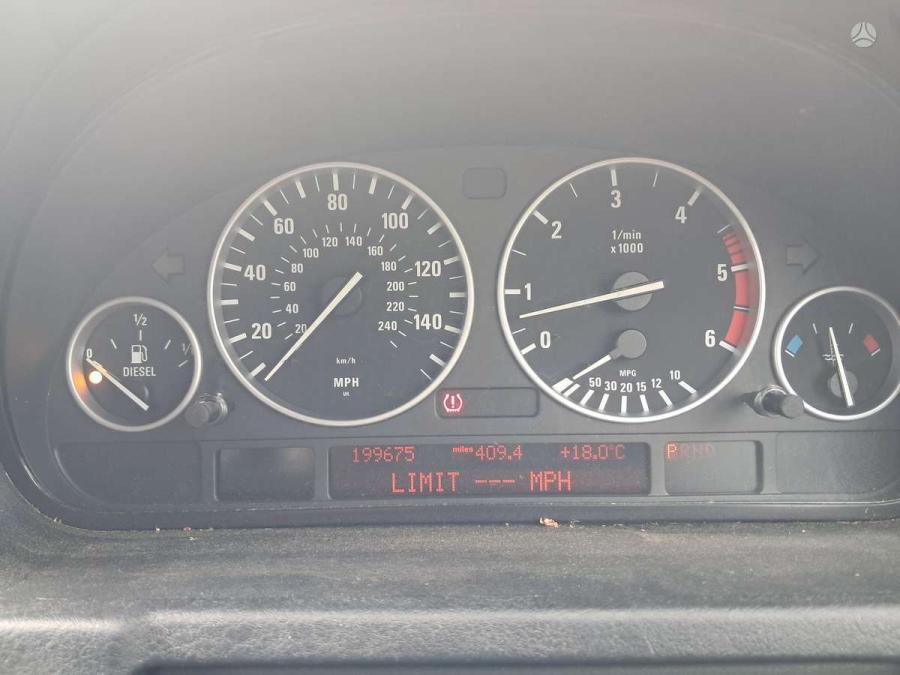 Pelēks BMW X5 2005 Kauņa, ar dzinēja tilpumu 3.00 L un nobraukumu 200 tūkst. km par 2900 €, foto 17 vietnē AUTOMOTO.COM.LV
