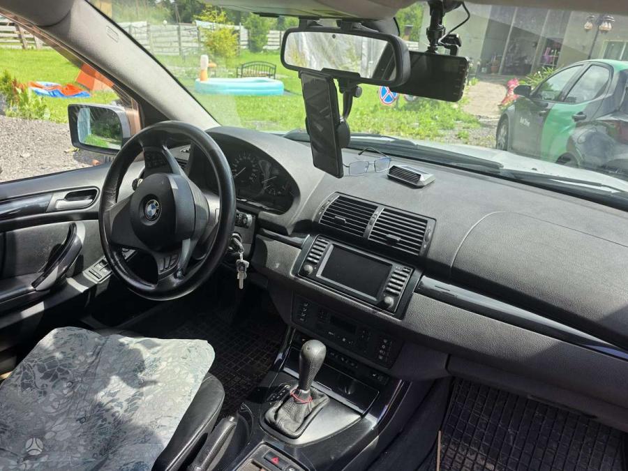 Pelēks BMW X5 2005 Viļņa, ar dzinēja tilpumu 3.00 L un nobraukumu 379 tūkst. km par 3100 €, foto 9 vietnē AUTOMOTO.COM.LV