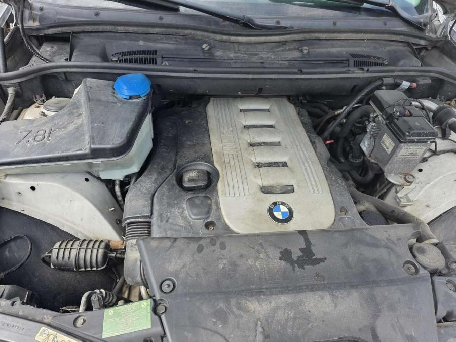 Pelēks BMW X5 2005 Viļņa, ar dzinēja tilpumu 3.00 L un nobraukumu 379 tūkst. km par 3100 €, foto 16 vietnē AUTOMOTO.COM.LV
