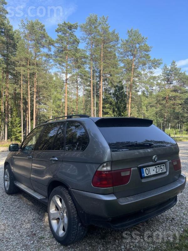 Grey BMW X5 2005 in Liepaja, with an engine capacity of 3.00 L and mileage of 450 thousand km for 3950 €, photo 4 on AUTOMOTO.COM.LV