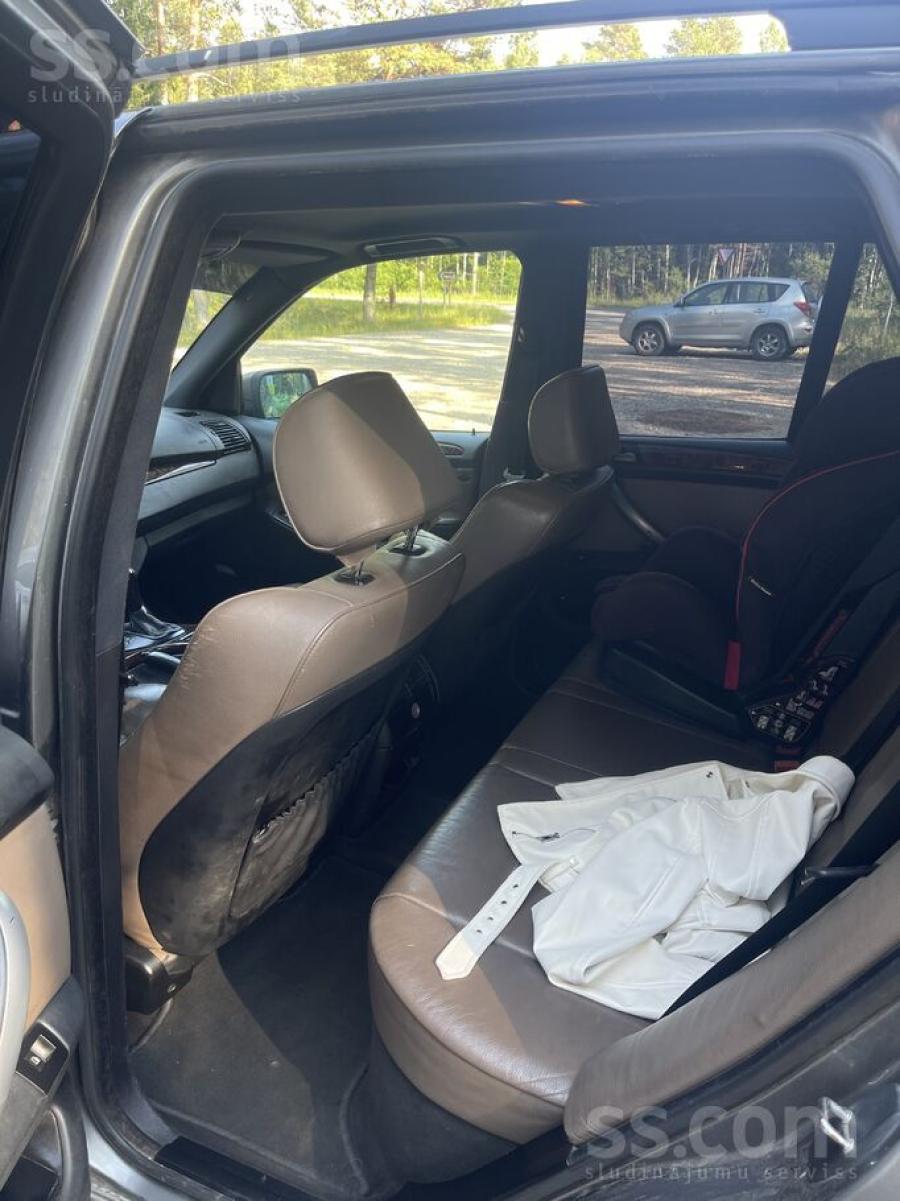 Pelēks BMW X5 2005 Liepāja, ar dzinēja tilpumu 3.00 L un nobraukumu 450 tūkst. km par 3950 €, foto 8 vietnē AUTOMOTO.COM.LV
