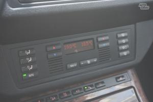 Grey BMW X5 2005 in Vilnius, with an engine capacity of 3.00 L and mileage of 294 thousand km for 4750 €, photo 15 on AUTOMOTO.COM.LV
