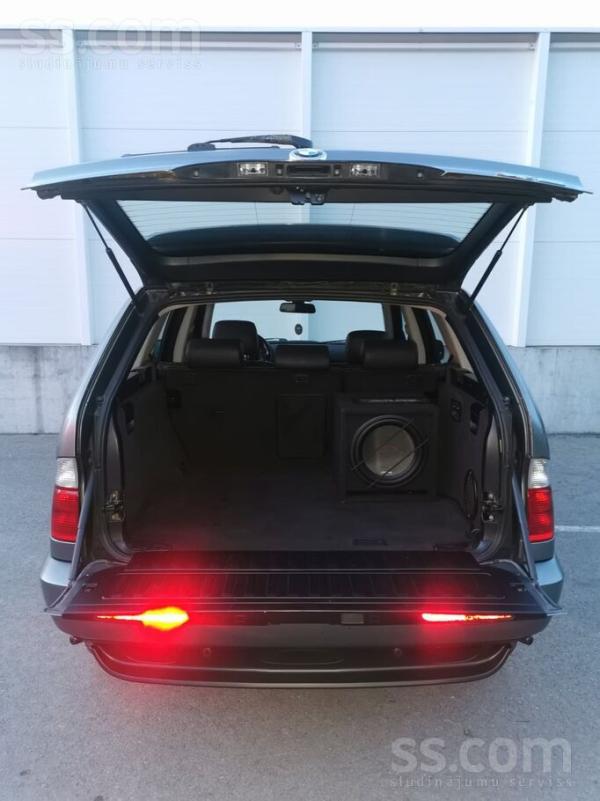 Pelēks BMW X5 2005 Rīga, ar dzinēja tilpumu 3.00 L un nobraukumu 442 tūkst. km par 3250 €, foto 4 vietnē AUTOMOTO.COM.LV
