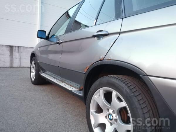 Pelēks BMW X5 2005 Rīga, ar dzinēja tilpumu 3.00 L un nobraukumu 442 tūkst. km par 3250 €, foto 10 vietnē AUTOMOTO.COM.LV