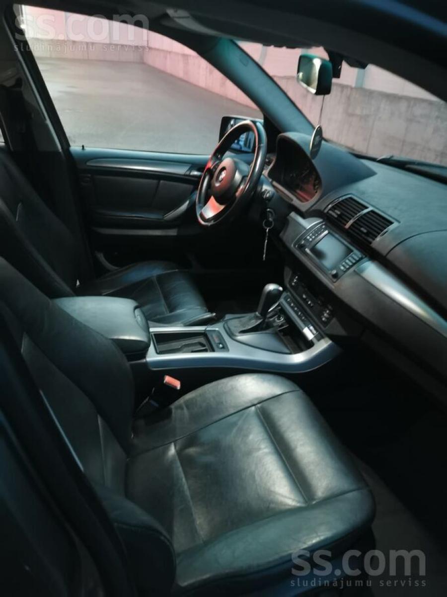 Grey BMW X5 2005 in Riga, with an engine capacity of 3.00 L and mileage of 442 thousand km for 3250 €, photo 13 on AUTOMOTO.COM.LV