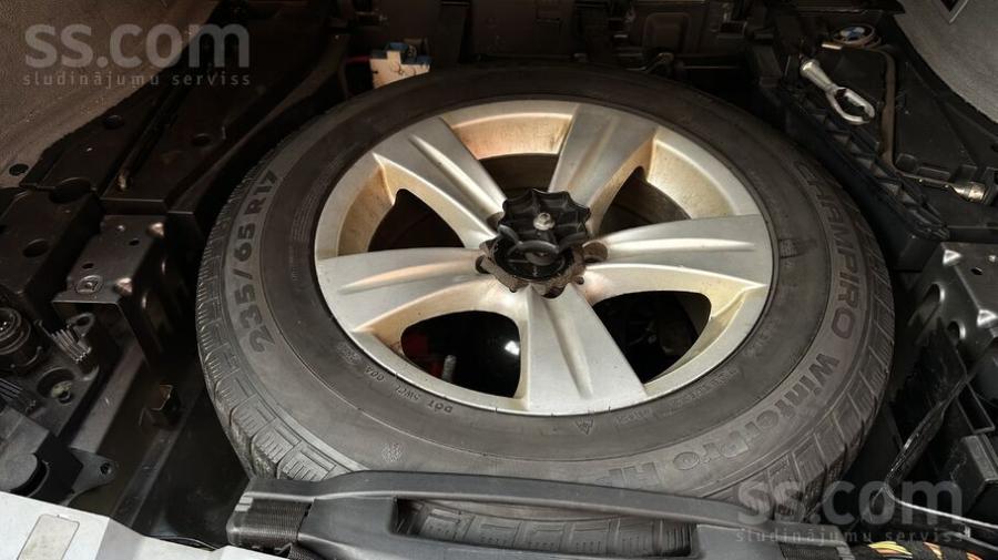 Pelēks BMW X5 2005 Rīga, ar dzinēja tilpumu 3.00 L un nobraukumu 330 tūkst. km par 4400 €, foto 10 vietnē AUTOMOTO.COM.LV