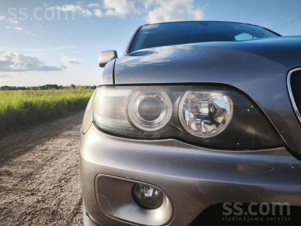 Pelēks BMW X5 2005 Aizkraukle, ar dzinēja tilpumu 3.00 L un nobraukumu 292 tūkst. km par 4950 €, foto 2 vietnē AUTOMOTO.COM.LV