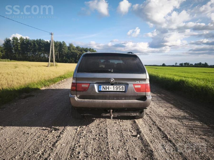 Pelēks BMW X5 2005 Aizkraukle, ar dzinēja tilpumu 3.00 L un nobraukumu 292 tūkst. km par 4950 €, foto 6 vietnē AUTOMOTO.COM.LV
