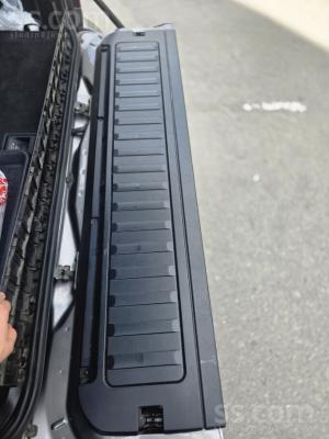 Pelēks BMW X5 2005 Rīga, ar dzinēja tilpumu 3.00 L un nobraukumu 342 tūkst. km par 7100 €, foto 16 vietnē AUTOMOTO.COM.LV