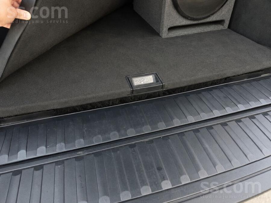 Pelēks BMW X5 2005 Rīga, ar dzinēja tilpumu 3.00 L un nobraukumu 342 tūkst. km par 7100 €, foto 17 vietnē AUTOMOTO.COM.LV