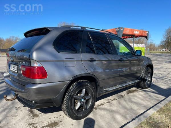 Grey BMW X5 2005 in Riga, with an engine capacity of 3.00 L and mileage of 360 thousand km for 5200 €, photo 3 on AUTOMOTO.COM.LV