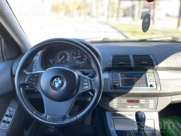 Grey BMW X5 2005 in Riga, with an engine capacity of 3.00 L and mileage of 360 thousand km for 5200 €, photo 10 on AUTOMOTO.COM.LV