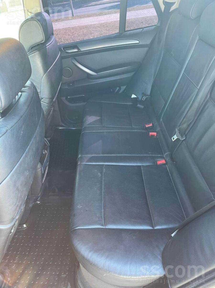 Pelēks BMW X5 2005 Rīga, ar dzinēja tilpumu 3.00 L un nobraukumu 360 tūkst. km par 5200 €, foto 12 vietnē AUTOMOTO.COM.LV