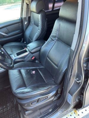 Pelēks BMW X5 2005 Rīga, ar dzinēja tilpumu 3.00 L un nobraukumu 360 tūkst. km par 5200 €, foto 14 vietnē AUTOMOTO.COM.LV