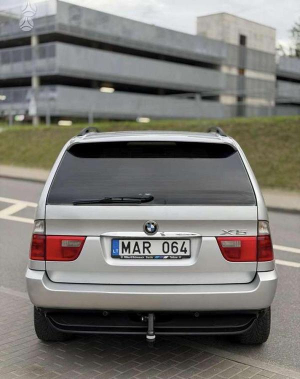 Pelēks BMW X5 2005 Viļņa, ar dzinēja tilpumu 3.00 L un nobraukumu 296 tūkst. km par 4900 €, foto 5 vietnē AUTOMOTO.COM.LV
