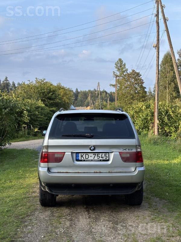 Grey BMW X5 2005 in Riga, with an engine capacity of 3.00 L and mileage of 381 thousand km for 2200 €, photo 5 on AUTOMOTO.COM.LV