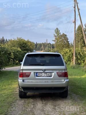 Grey BMW X5 2005 in Riga, with an engine capacity of 3.00 L and mileage of 381 thousand km for 2200 €, photo 6 on AUTOMOTO.COM.LV